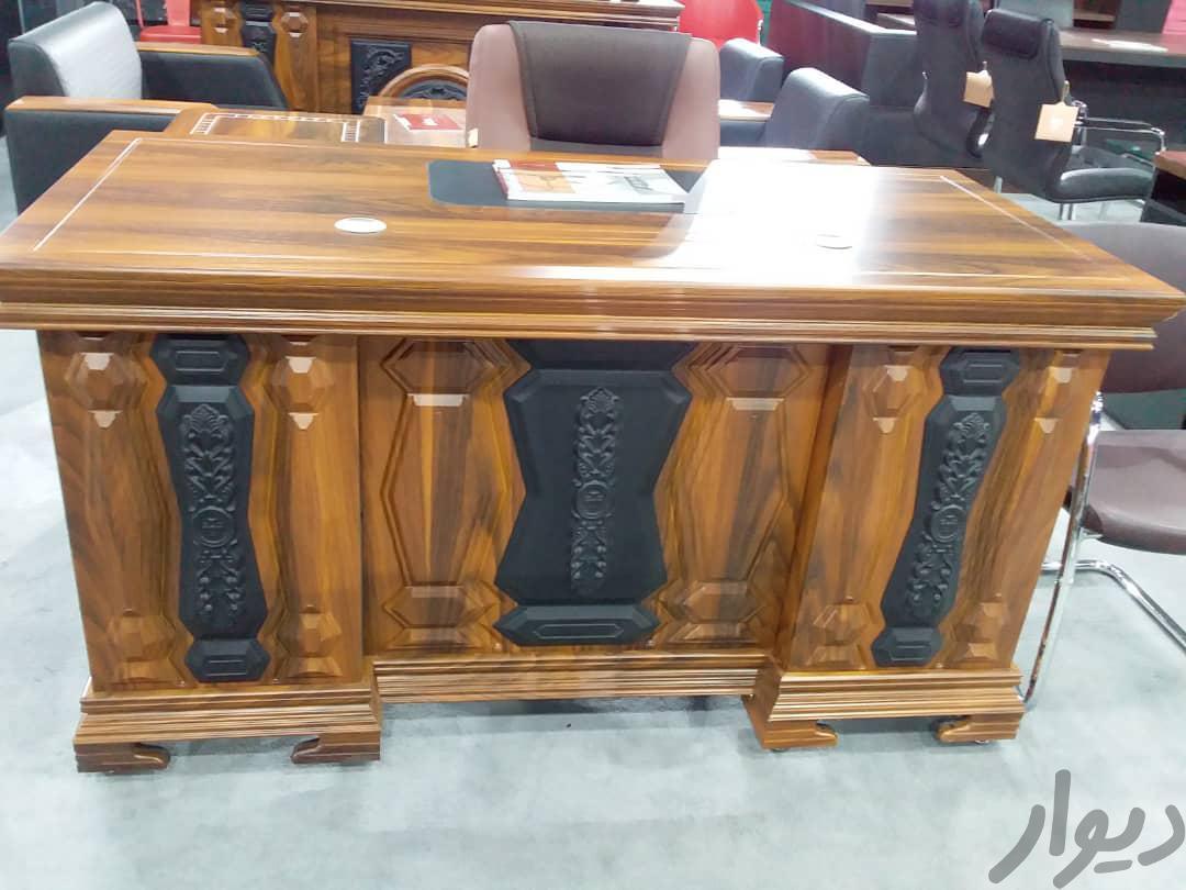 میز اداری مدیریت تمام وکیومMDF|دفتر کار|اصفهان، لمجیر|دیوار